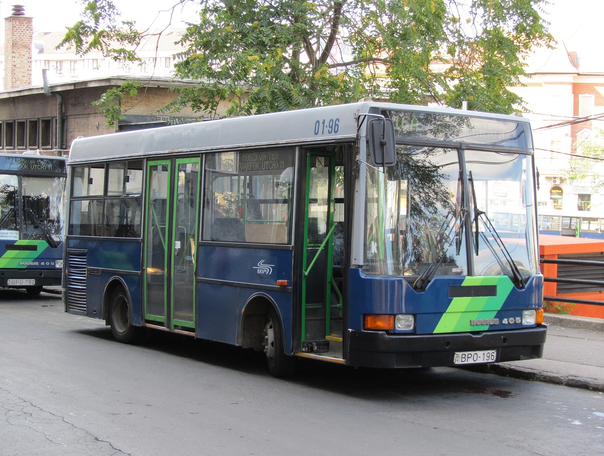 BKV - ΒΟΥΔΑΠΕΣΤΗ IKARUS 405 #196 - Bus Gallery
