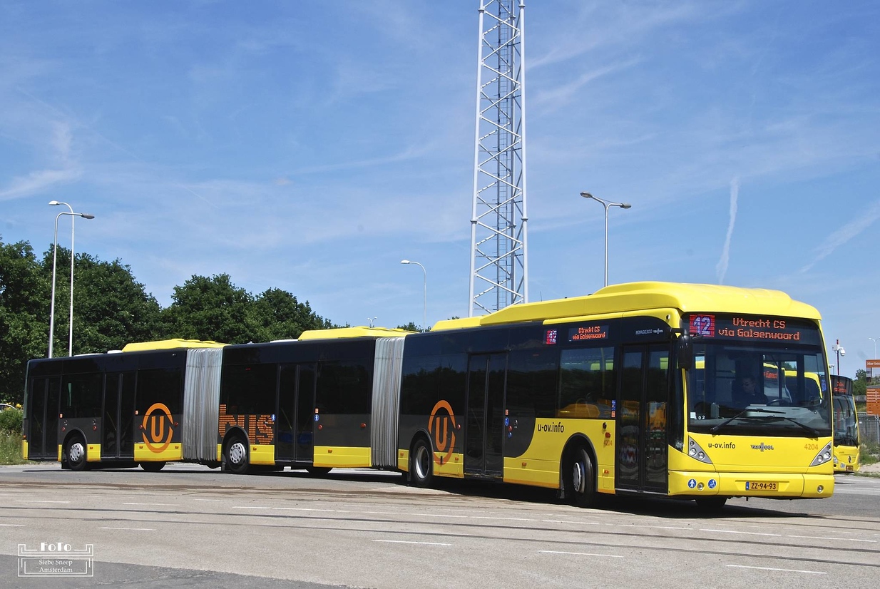 Van Hool - VAN HOOL AGG300 #4204 QBUZZ - Bus Gallery