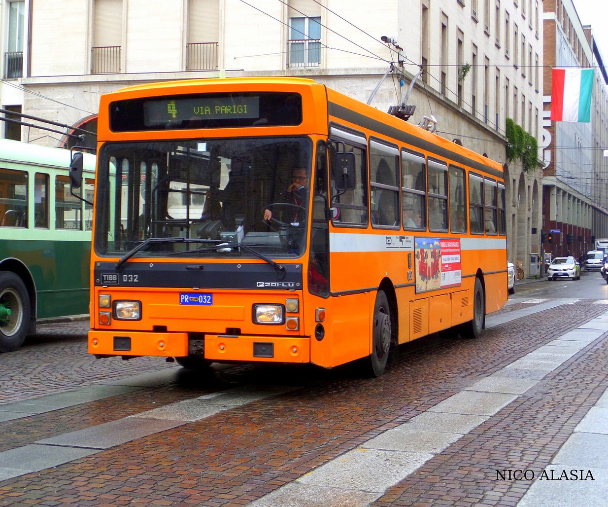 Breda Menarini - BREDAMENARINIBUS F201LU #032 TEP - Bus Gallery