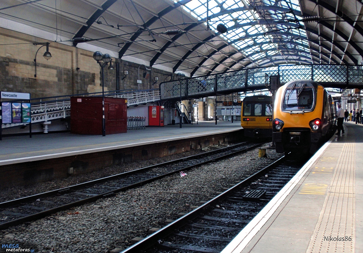 First - NEWCASTLE CENTRAL TRAIN STATION - FIRST TRANSPENNINE EXPRESS ...